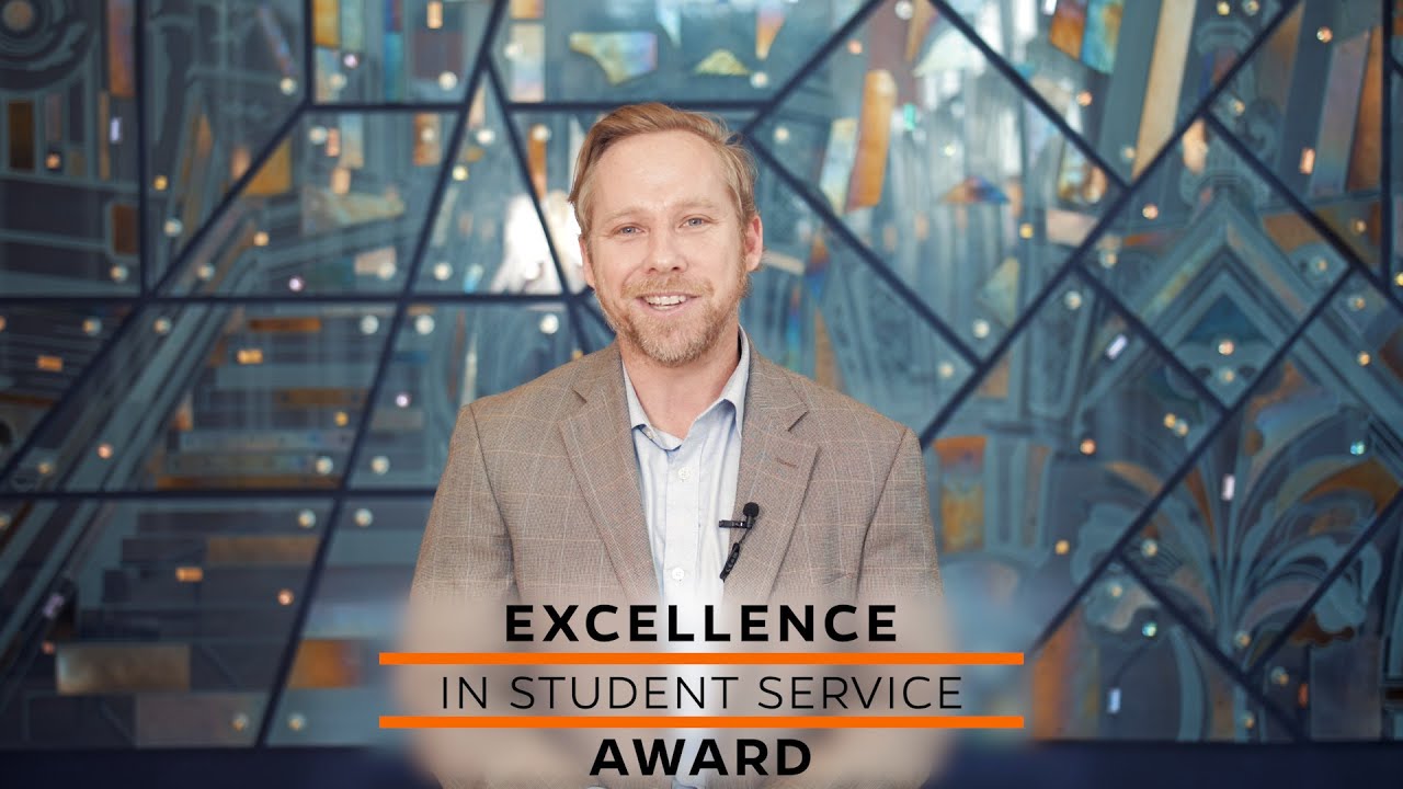 New award recognizes Mercer staff for student service