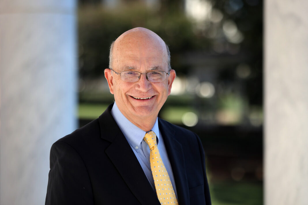 Mercer Law professor honored with the William Pincus Award